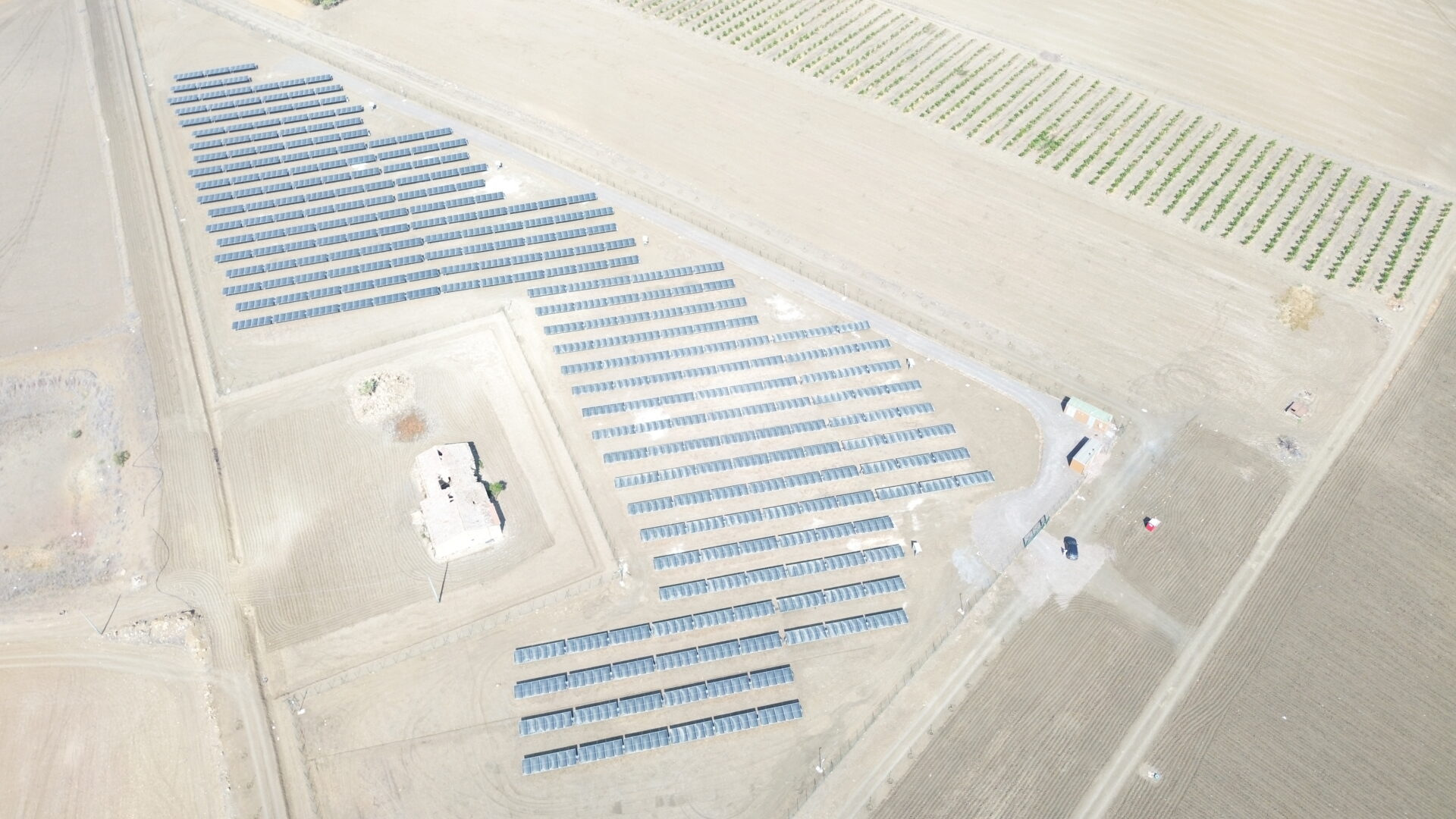 Italy Portfolio - Peridot Solar